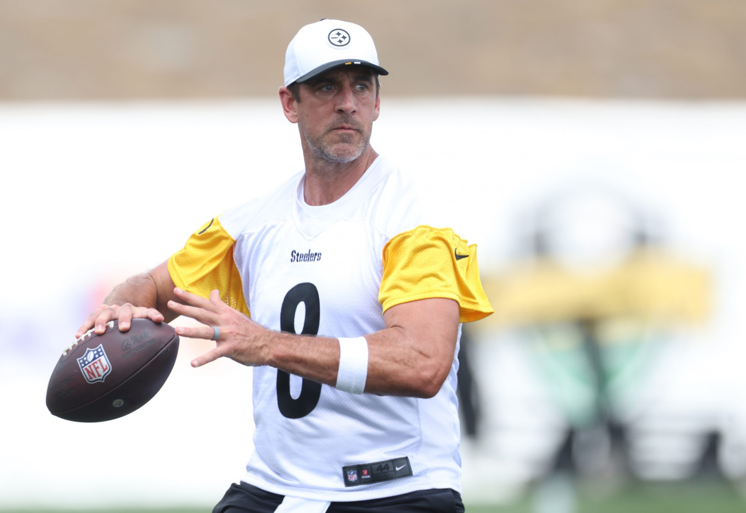 The Oldest Players in the NFL - Top 10 Oldest Players in NFL History