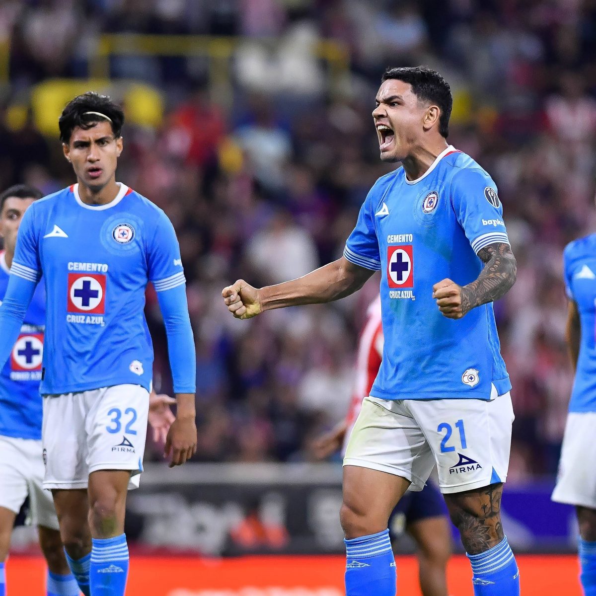 Pronósticos Cruz Azul vs Pumas | Mejores Apuestas y Momios